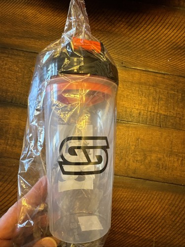 Gamersupps Waifu Cup Maxmoefoe, Brand New still in plastic with sticker ...