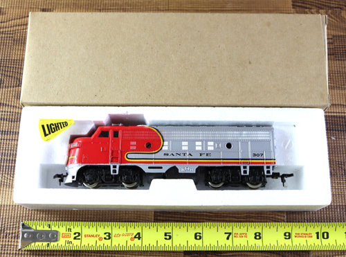 Bachmann HO Scale F9 DIESEL Santa Fe #307 Locomotive UNTESTED | eBay