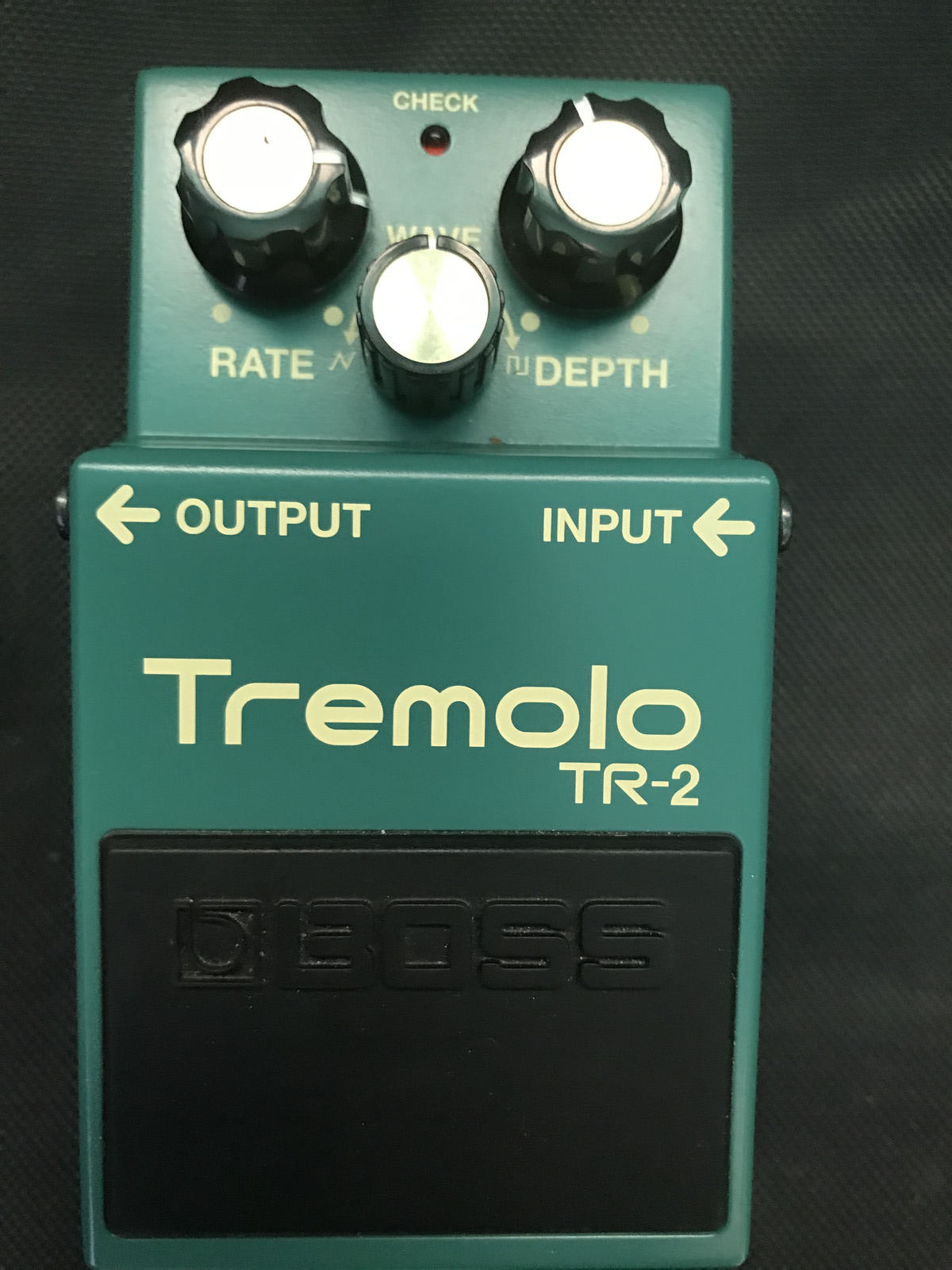 Boss Tremolo TR-2 Tremolo Guitar Effect Pedal 761294042656 | eBay