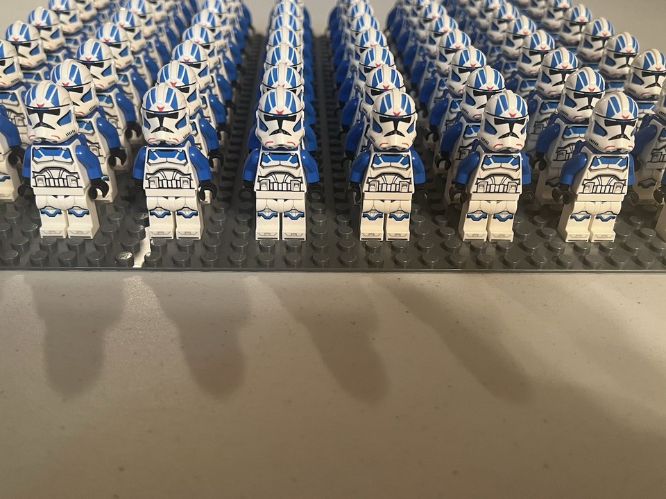 LEGO Star Wars 75280 501st Legion Jetpack Clone Trooper Minifigure Lot ...