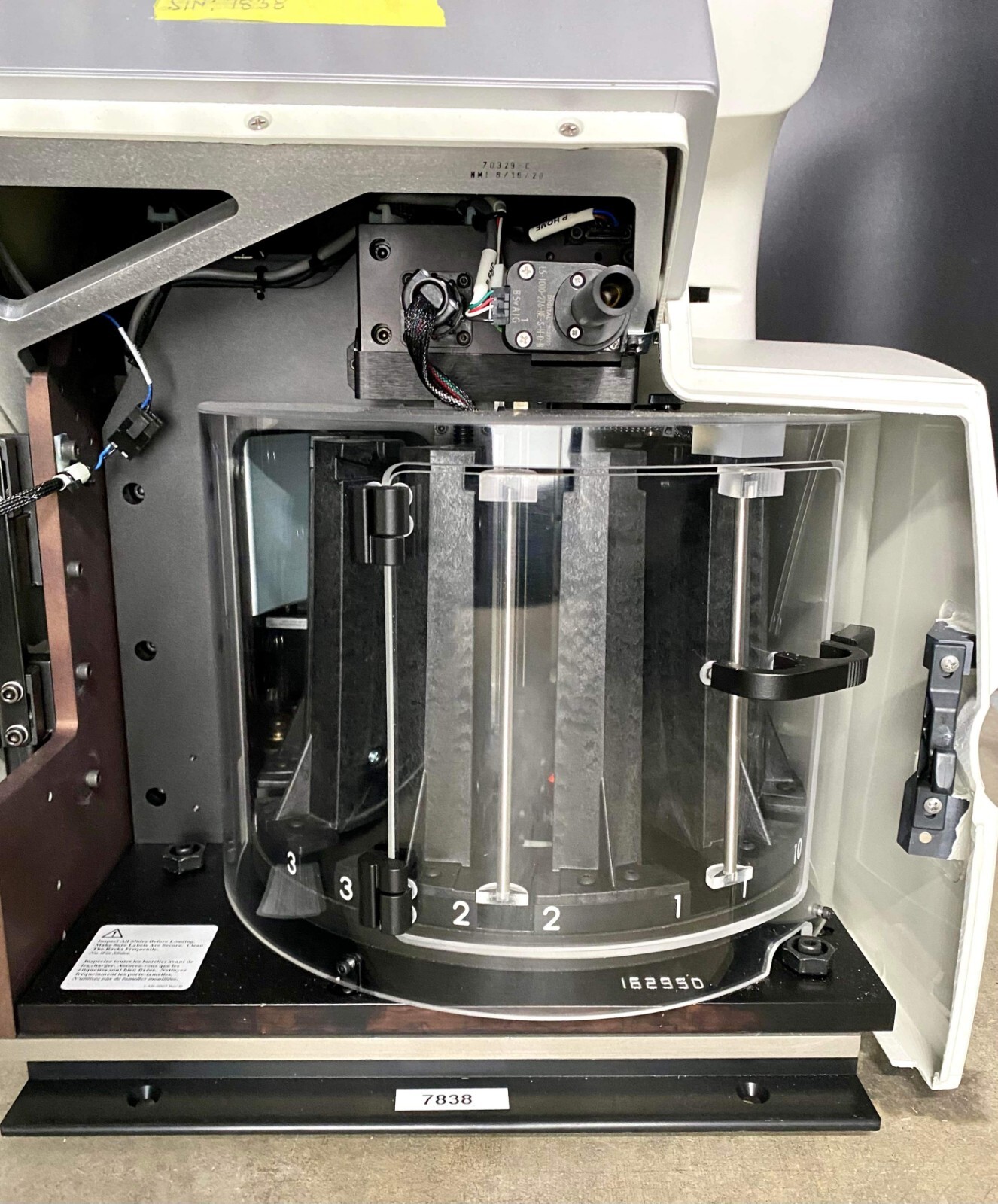 Leica Aperio AT2 23AT2100 Digital High-Capacity Pathology Slide Scanner ...