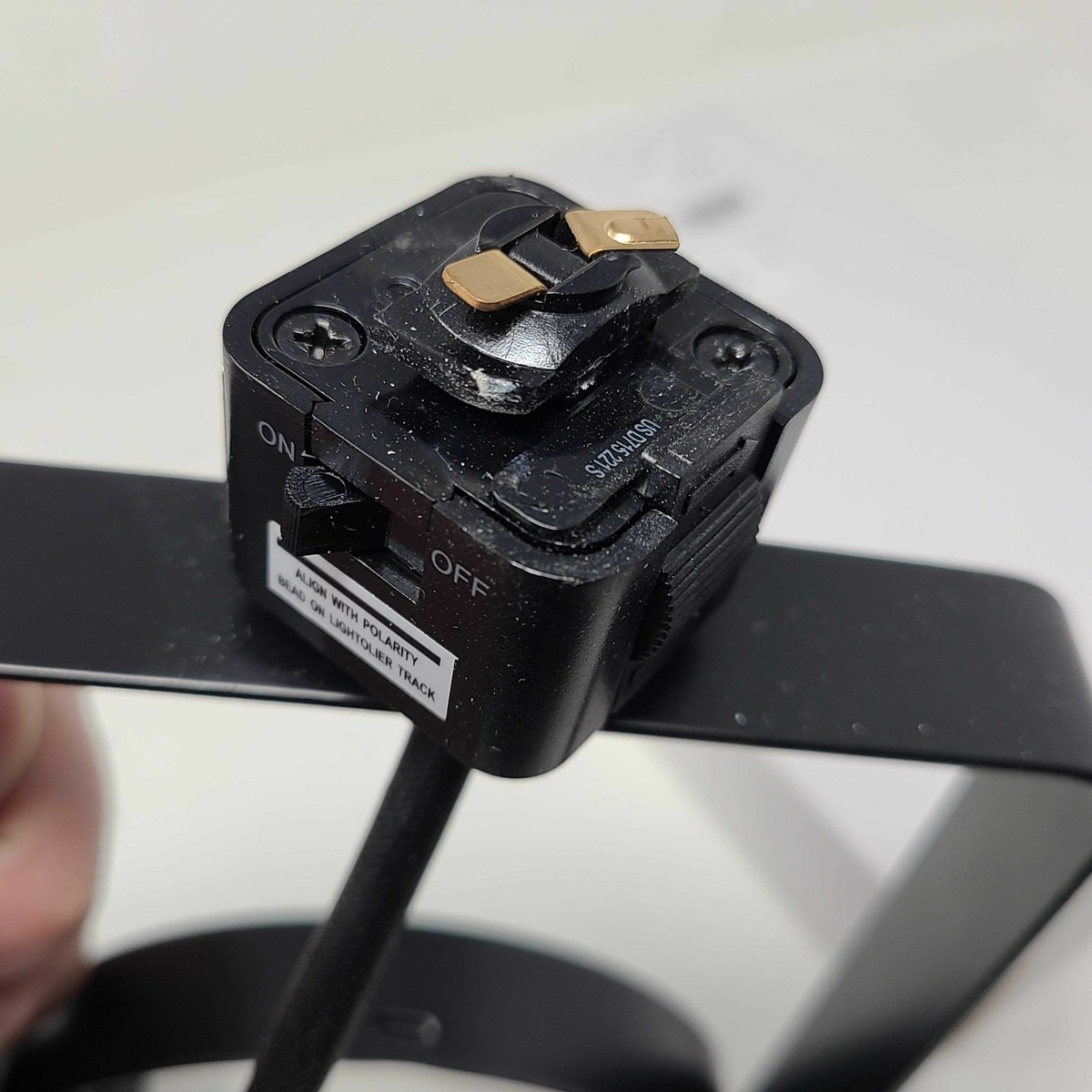 Contech Lighting Track | Shelly Lighting