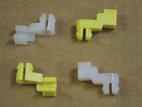 4 Toyota RH / LH DOOR LOCK END ROD CLIPS LEFT YELLOW & RIGHT NATURAL ...