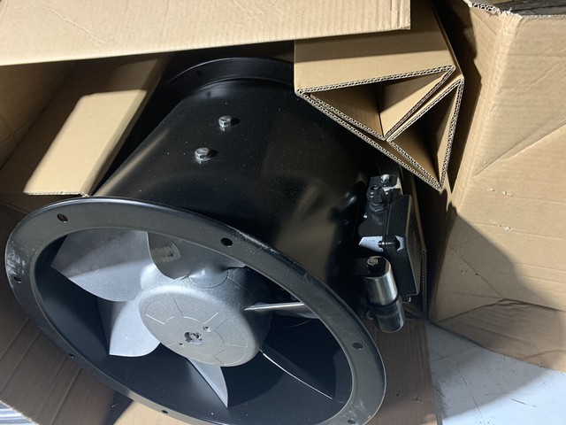 560 S&p Contra Turbo Prop Twin Fan Extractor Soler & Palau Kitchen ...