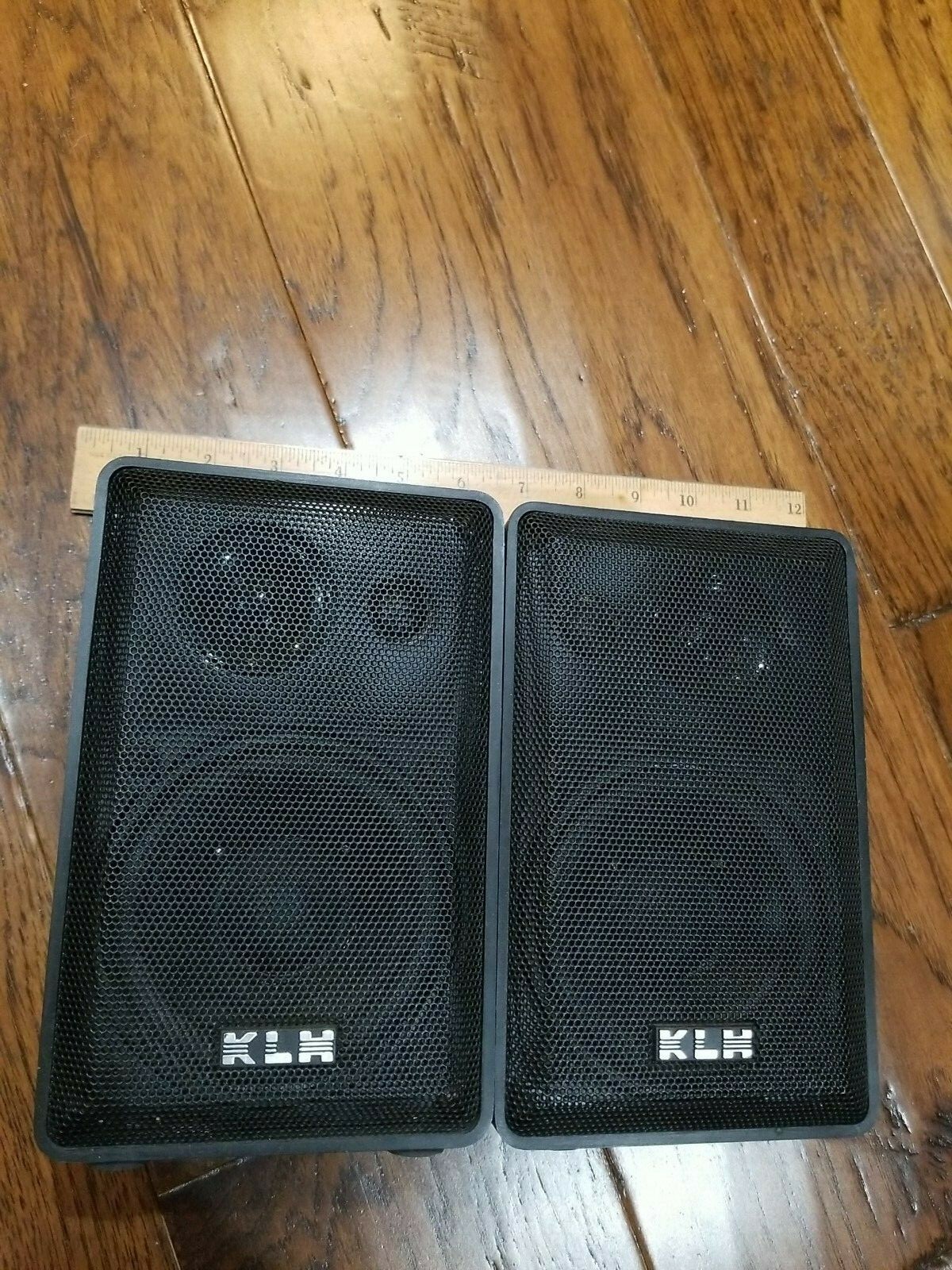 Pair of KLH Model 970A Indoor/Outdoor 3-Way Bookshelf Speakers- Pre-owned Set! | eBay