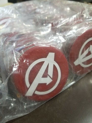 Marvel Avengers Logo - 100 2.25" pinback buttons | eBay