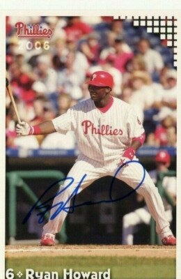 Ryan Howard Philadelphia Phillies signed 2006 team postcard autograph ...
