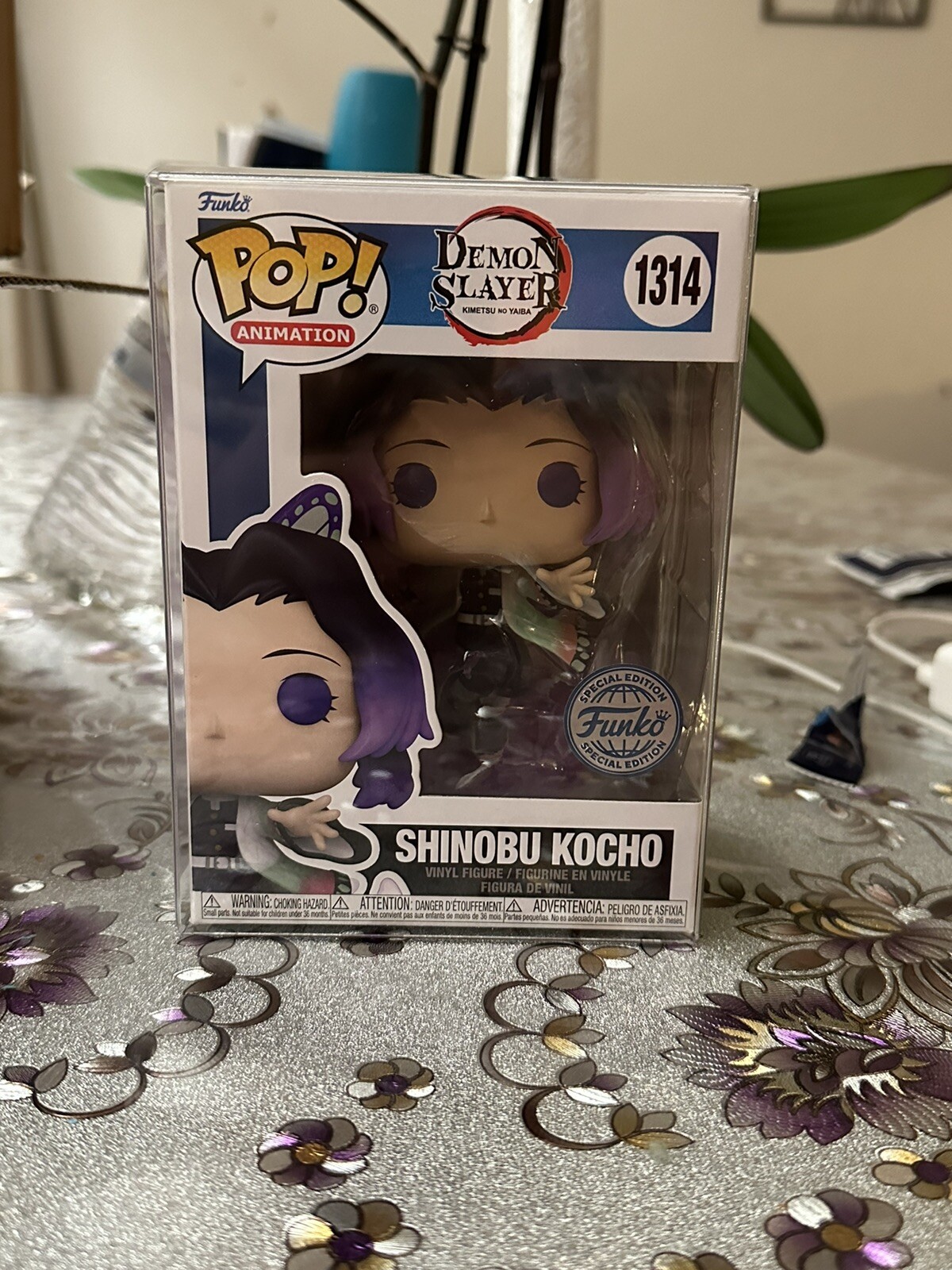 Funko Pop! Vinyl: Demon Slayer: Kimetsu no Yaiba - Shinobu Kocho ...