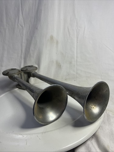 Vintage Hadley MFG Co Dual Trumpet Car Air Horn Rat Hot Rod | eBay