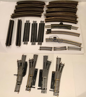 Atlas HO Scale Brass Track w/ 2 Manual Switches- 75 Pieces - See ...
