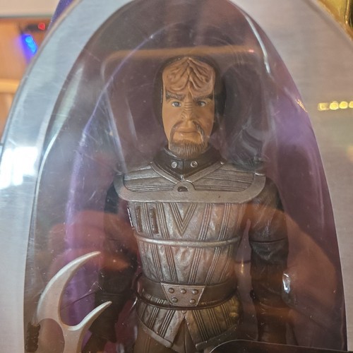 DS9 Worf 'Soldiers Of The Empire' Star Trek Diamond Select Art Asylum ...