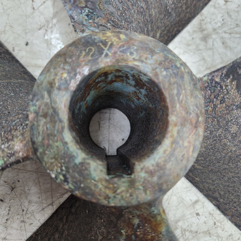 22 X 23 BRONZE 4 Blade Right Left Hand Propeller Set 1-1/2" Bore Prop ...