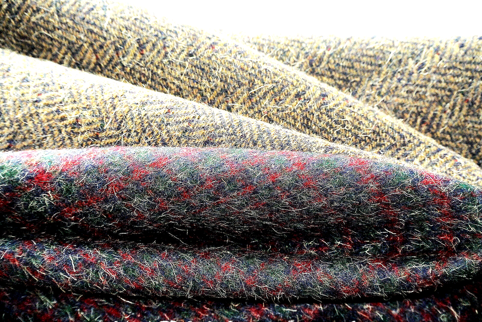 WOOL & CASHMERE DOUBLE FABRIC FACE BURGUNDY CHECK REVERSE SIDE FAWN ...