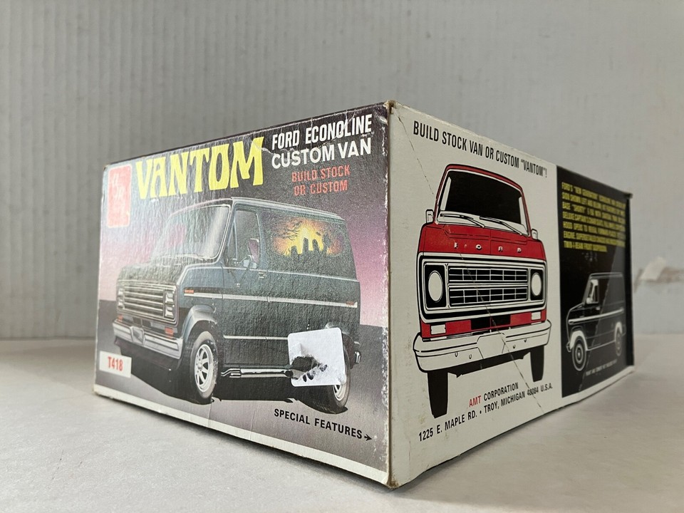 VINTAGE ORIGINAL ISSUE AMT 1/25 SCALE VANTOM FORD ECONOLINE CUSTOM VAN ...