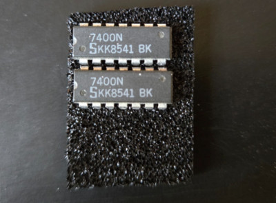 2pcs 7400N Quadruple 2-Input Positive-NAND Gates ~NEW~ | eBay