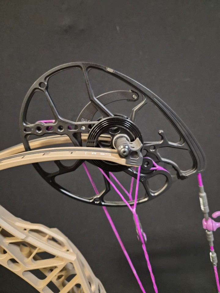 Mathews Lift RS Compound Bow | eBay