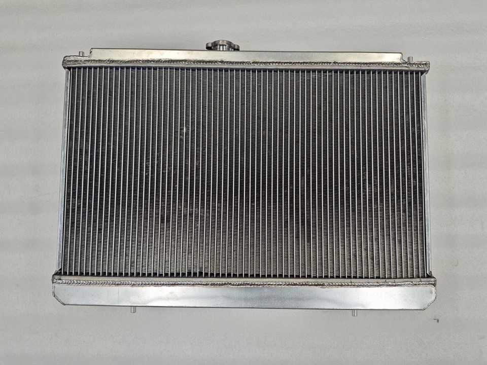 56MM ALUMINUM RADIATOR Fit MITSUBISHI GALANT VR4 E38A/E39A;DODGE 2000 ...