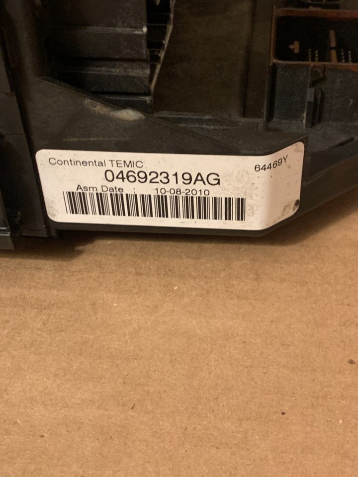 2011 DODGE RAM 1500 2500 TOTALLY INTEGRATED POWER MODULE TIPM FUSE BOX ...