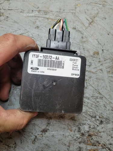 98-02 LINCOLN CONTINENTAL FUEL PUMP CONTROL MODULE OEM USED YF3F-9D372 ...