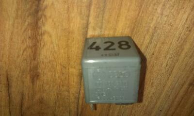 1j0906381b v23134b63x382 428 Relay module for Volkswagen Golf UK37860 ...