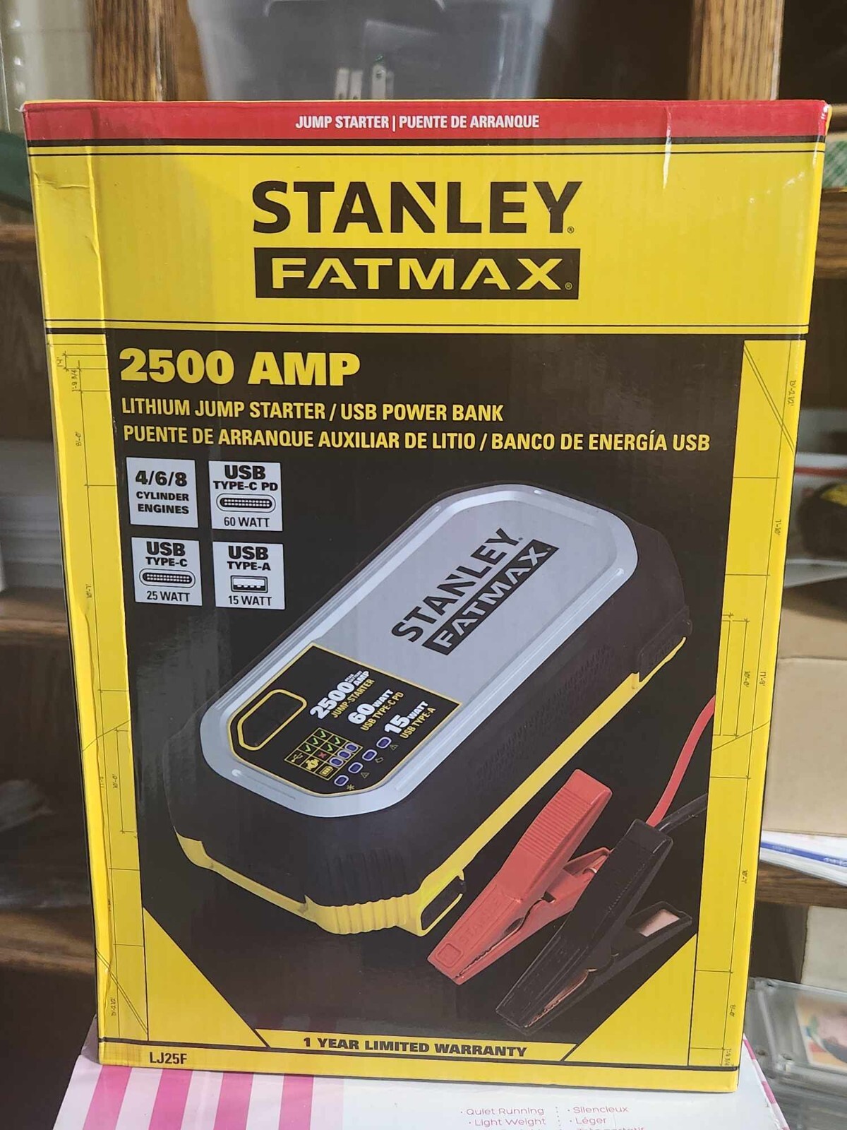 Brand New Stanley FatMax Lithium 2500 AMP Jump Starter / USB Power Bank ...