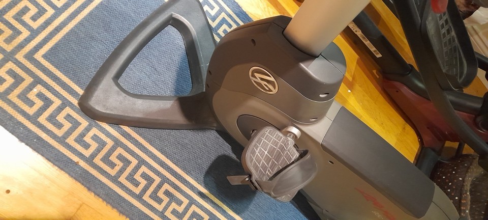 Life Fitness Life Cycle 95C Exercise bike in AL6 Herts | eBay UK