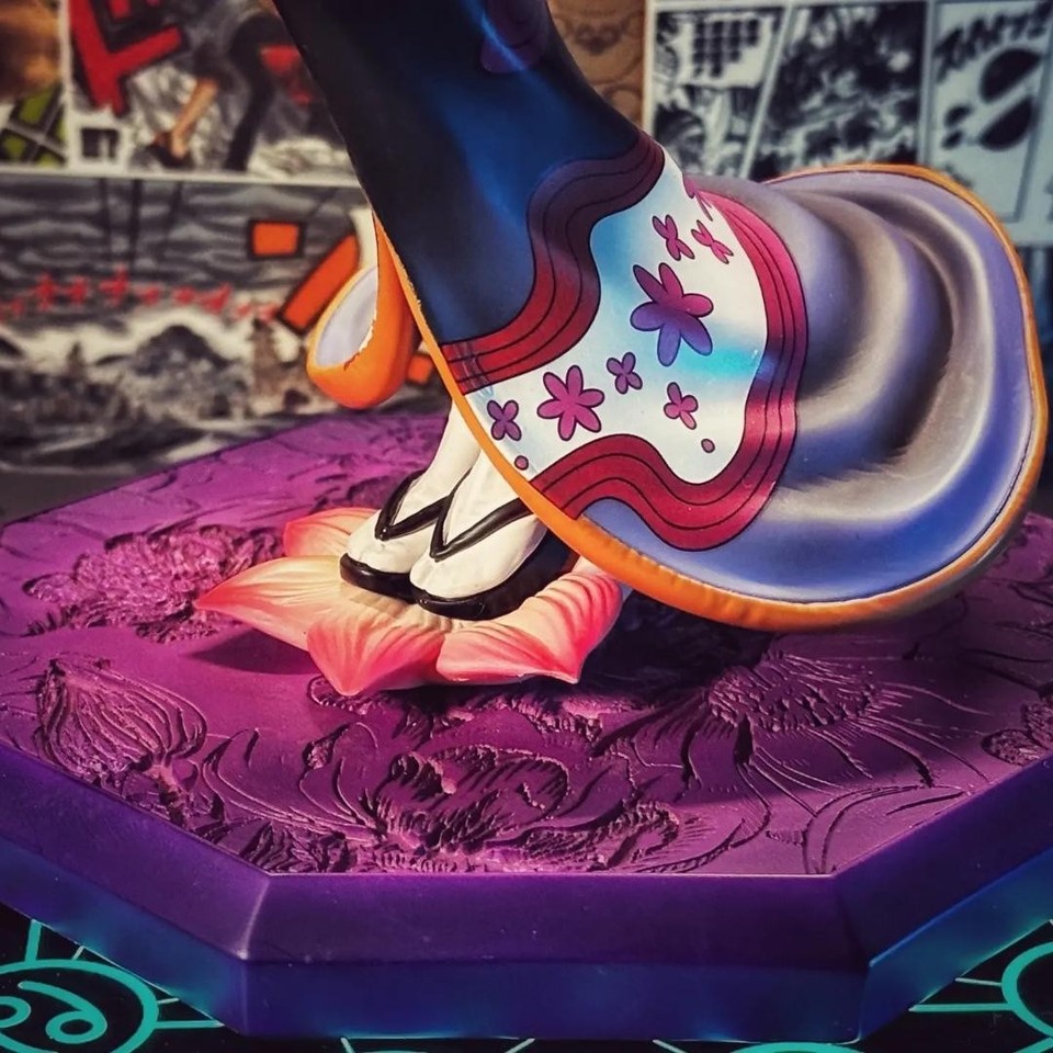 One Piece Wano Country Land of Wa Devil Child Nico Robin Garage Kit ...