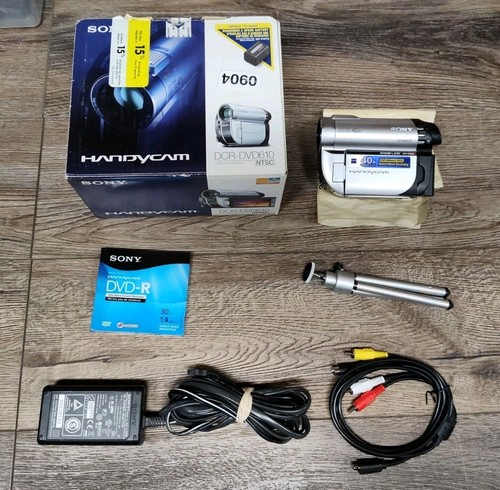 Sony DCR- DVD610 Handycam Mini DVD Camcorder with Charger Accessories ...