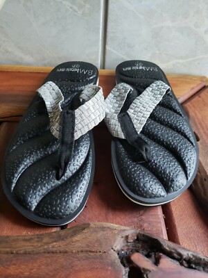 NEW - Bernie Mev - LAGUNA - Flip Flop Sandals - Silver - Size 7.5 EU 38 ...