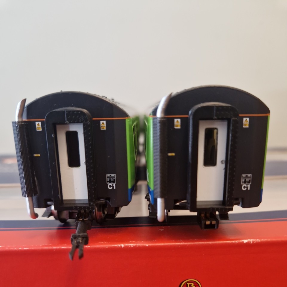 Bachmann 32-926 Class 150 Sprinter 2 Car DMU 150125 in Central Trains ...