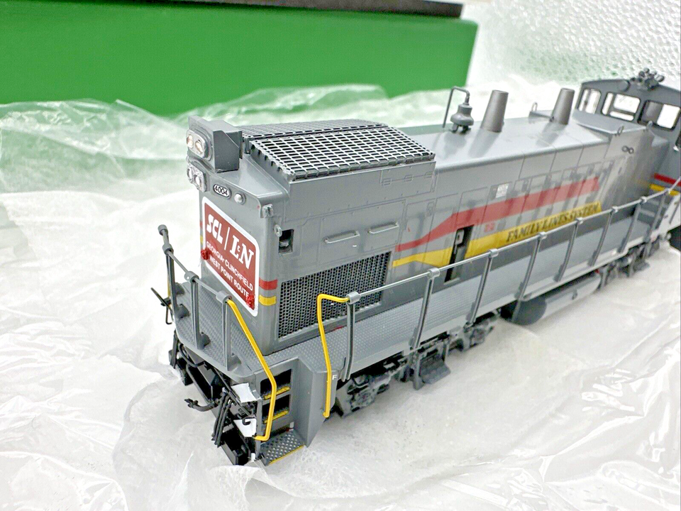 HO SCALE BRASS OVERLAND SCL/L&N MP15AC F/P - #21 of 30 - New! | eBay
