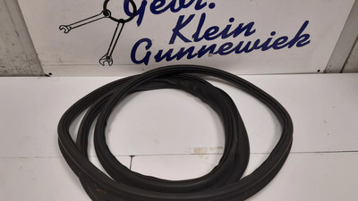 TRUNK LID SEAL Porsche Panamera (970) 2010 97051261102 / 97051261103 | eBay