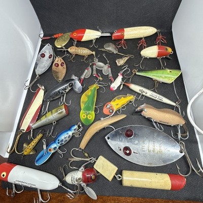 Vintage Fishing Lure Lot Glass Eye Tack Eye Top water Ccbco Heddon ...