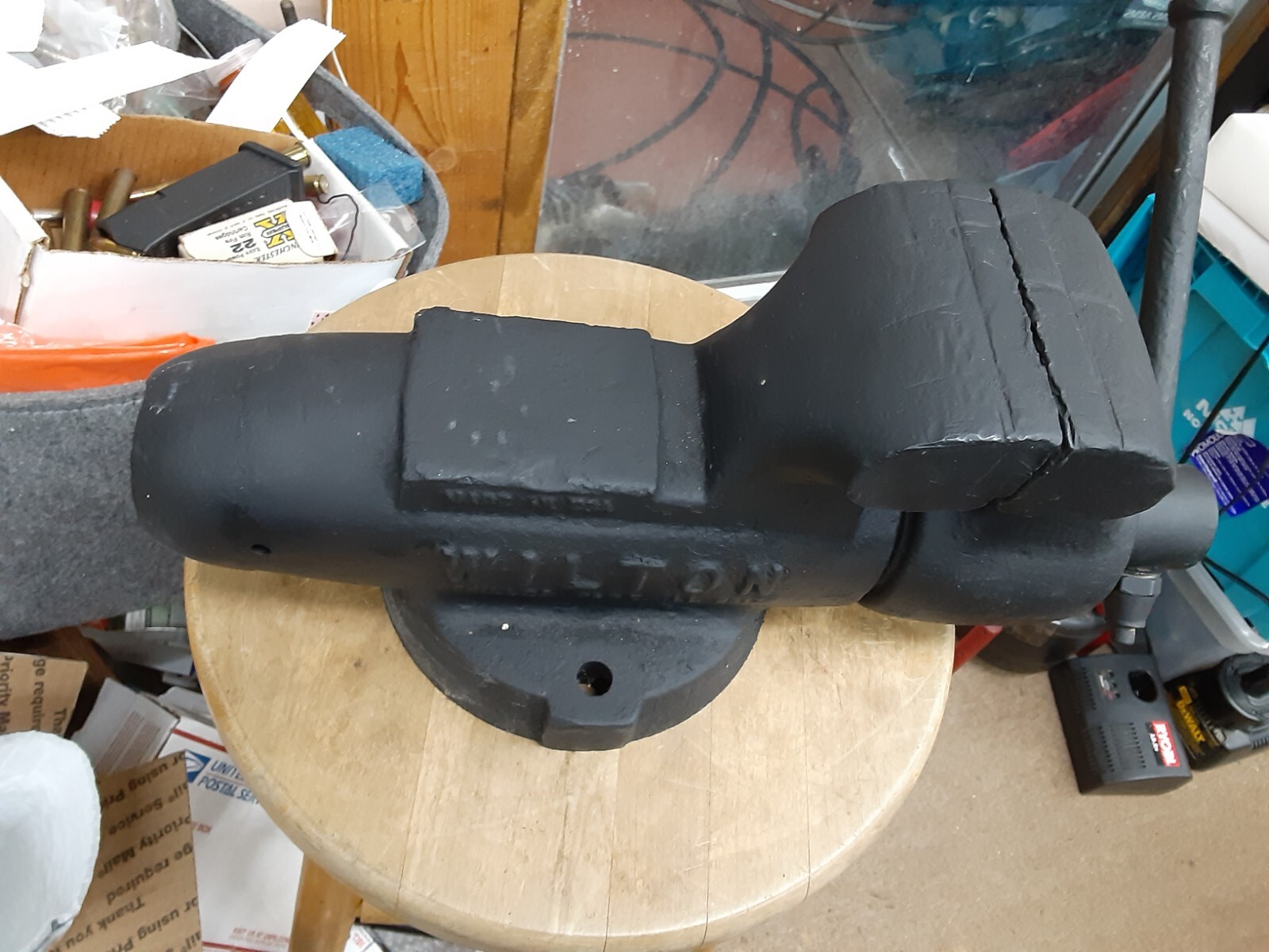 Vintage WILTON Bullet Blacksmith Vise 4" Jaws 15-7/8" long closed Made ...