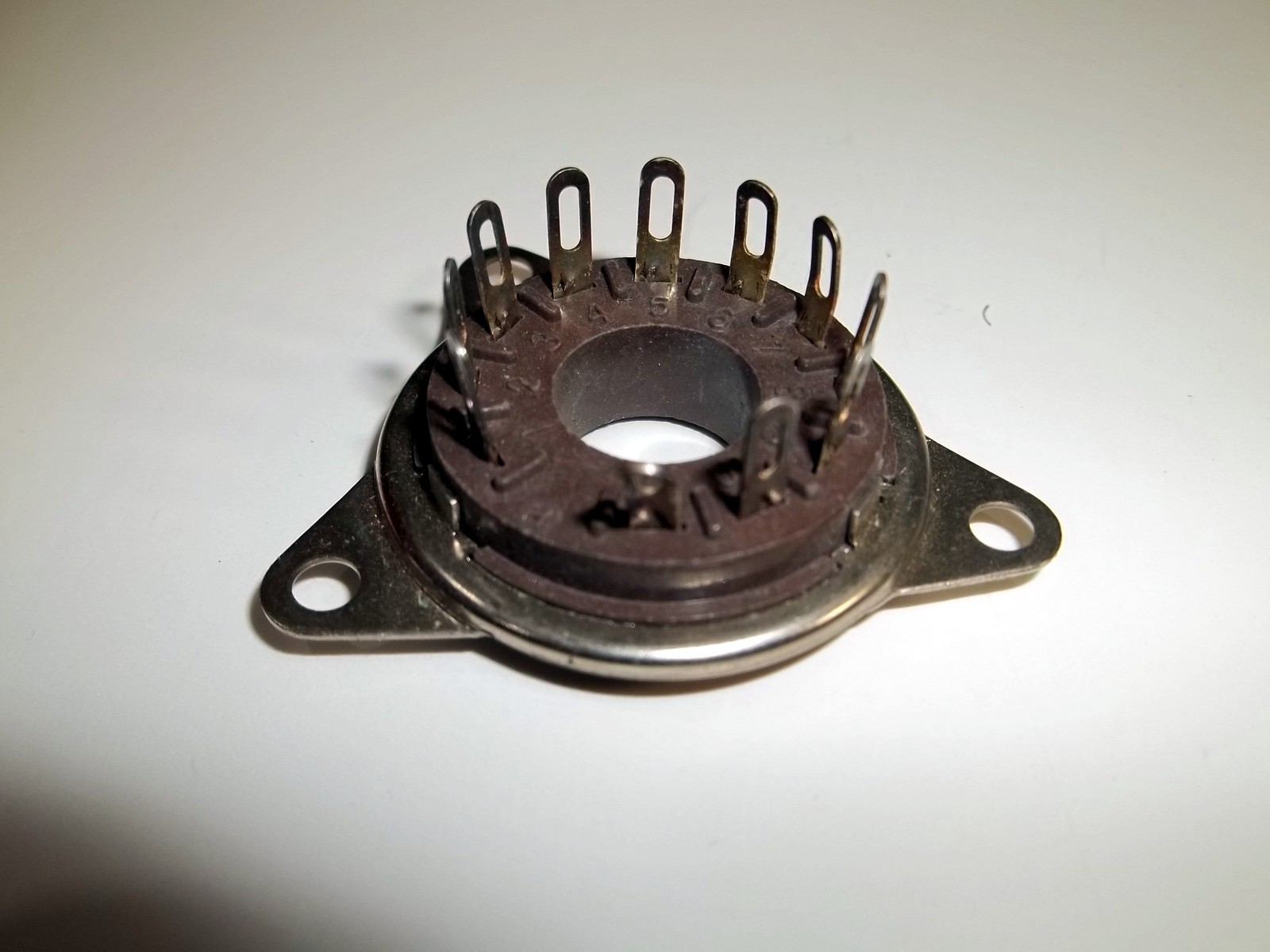 Tube Socket Johnson 11 pin, 124.0311.100-1, NOS | eBay