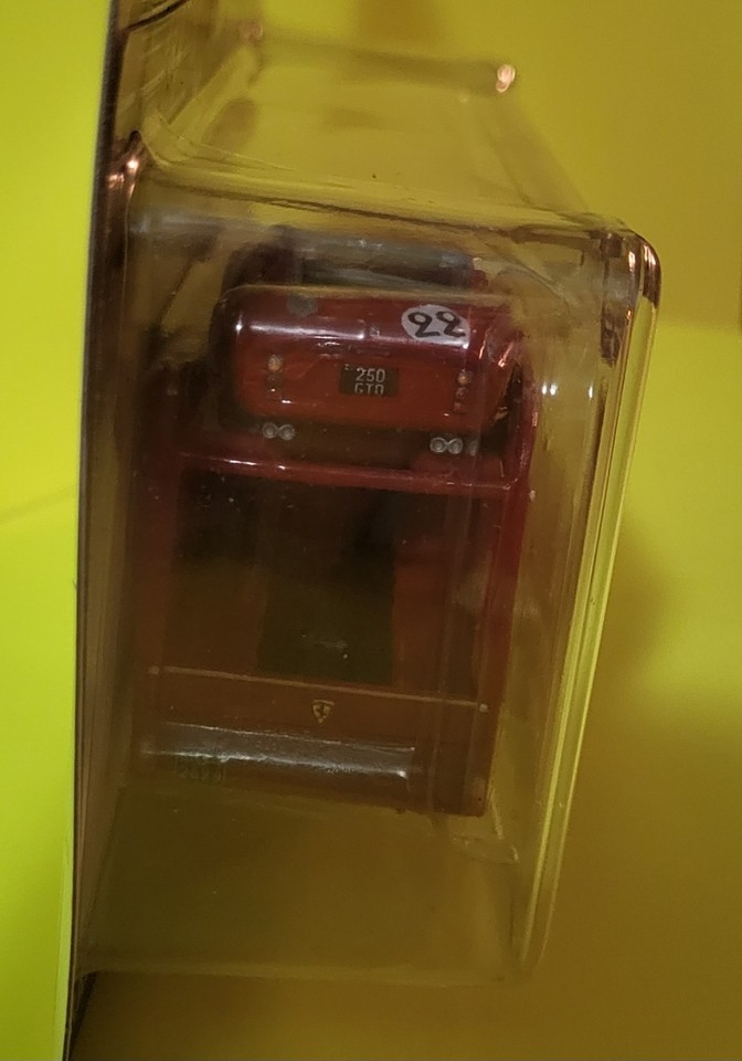 Hot Wheels Team Transport Ferrari 250 Fiat RN2 Bartoletti 1:64 Scale ...
