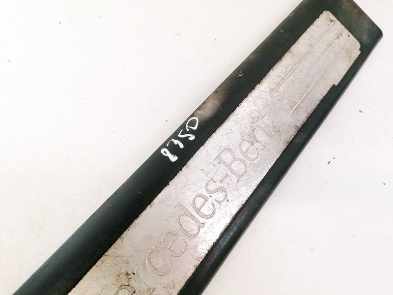 A1646803335 A1646803335DC 629912 40 002991 Interior door step trim ...