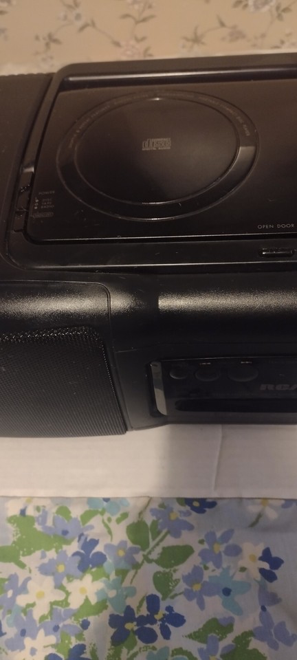 RCA AM/FM Stereo CD/Cassette Player Boombox Tested Working Original ...