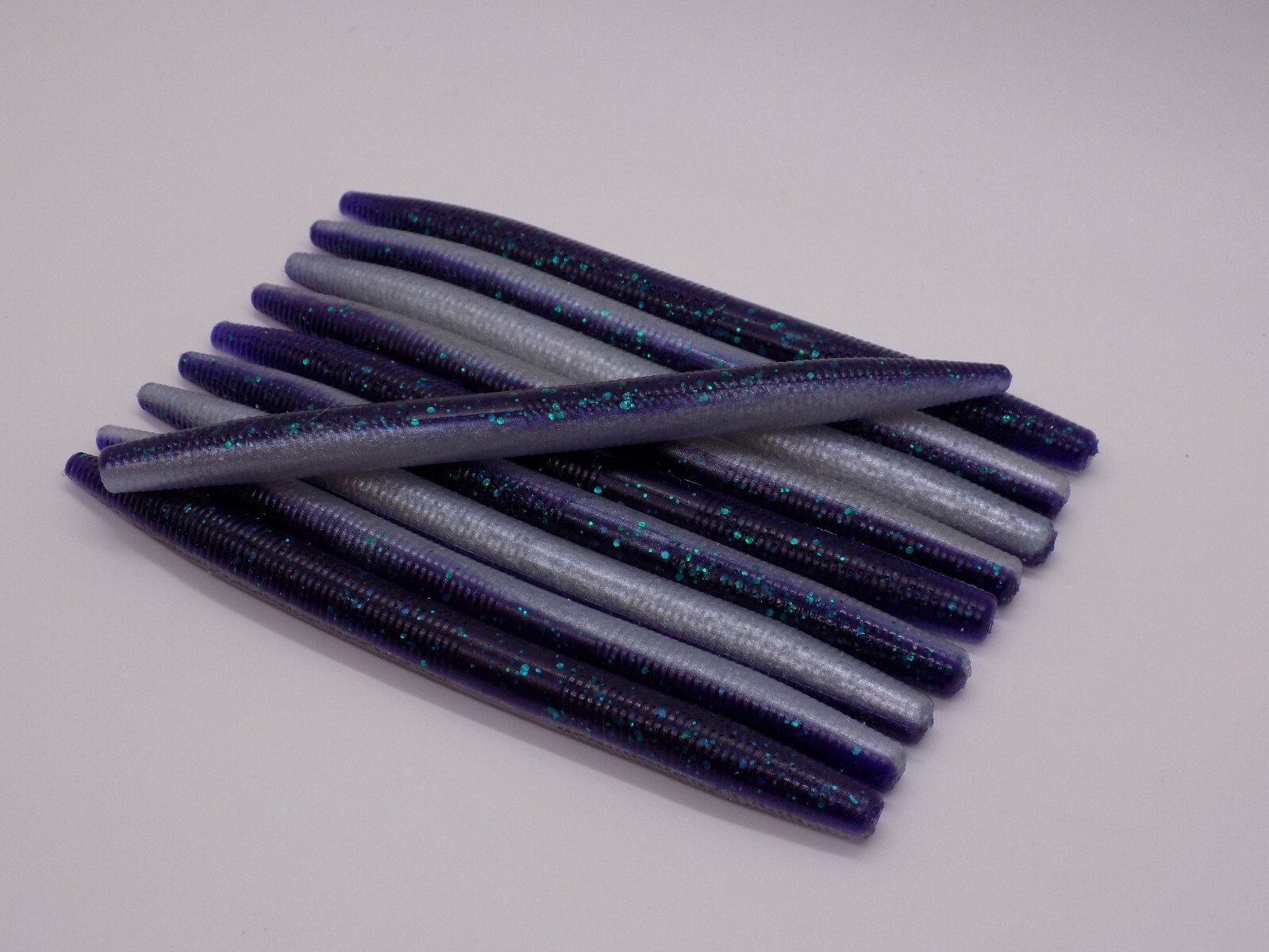 25 Count Lot 5” inch June bug Pearl Senko Style Soft Plastic Bass ...