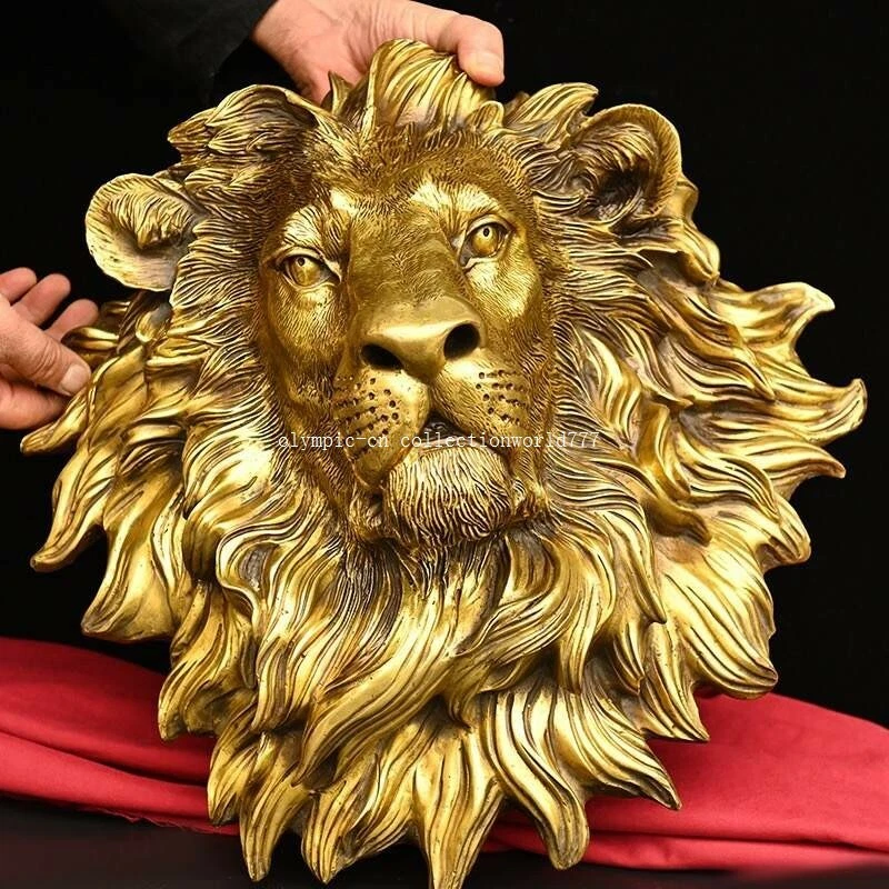 Lion Head Sculpture