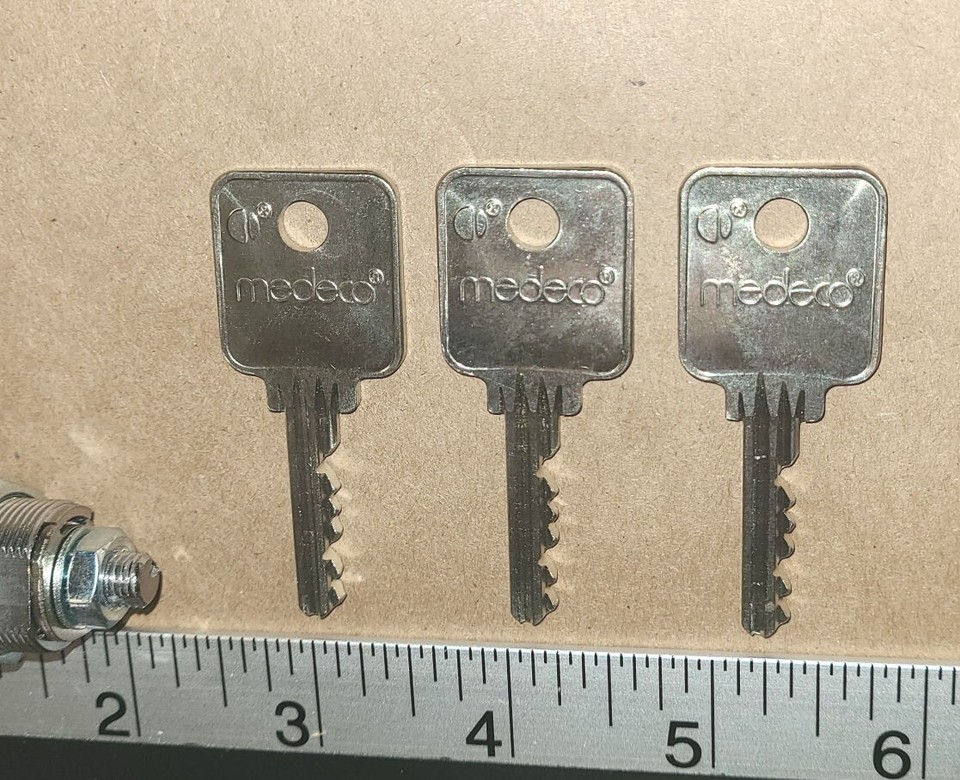 Medeco 72S 2" long cam lock with 3 identical working keys - high ...
