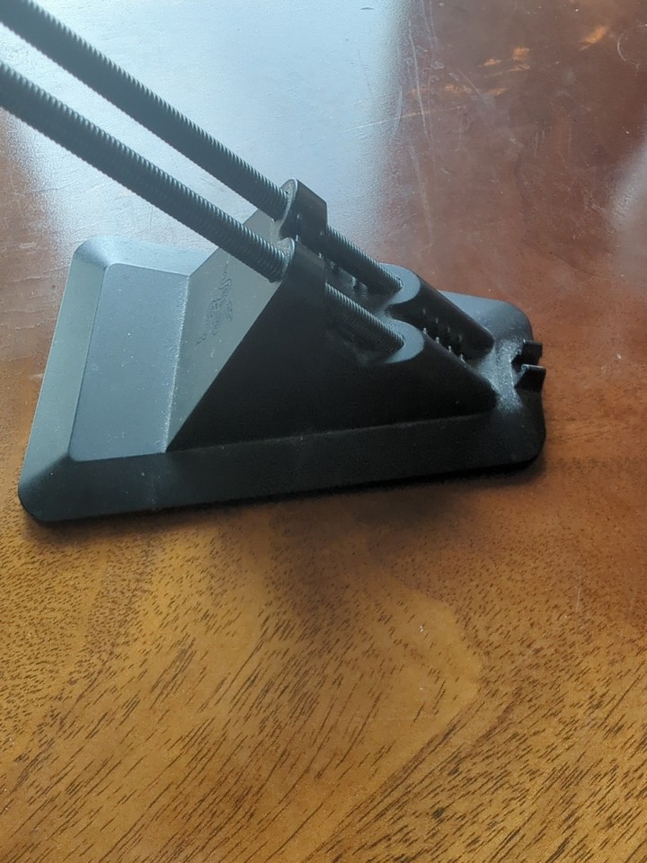 Razer Mouse Bungee V2 - Cable Management System for Smooth, Drag-Free ...