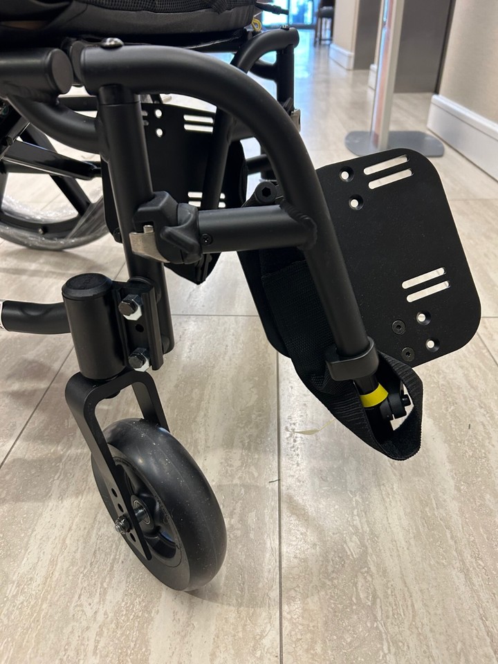 Brand New Premium WheelChair - Black Quickie QX 20 x20 Hemi Frame ...