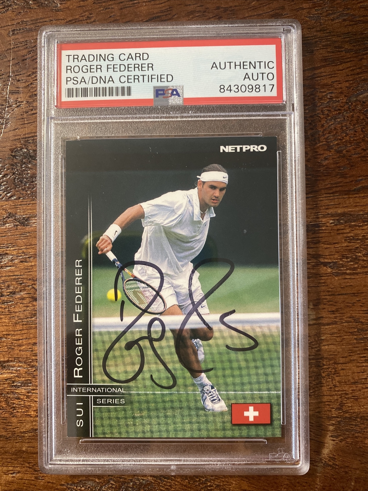 Roger Federer Autographed Memorabilia | Signed Photo, Jersey ...
