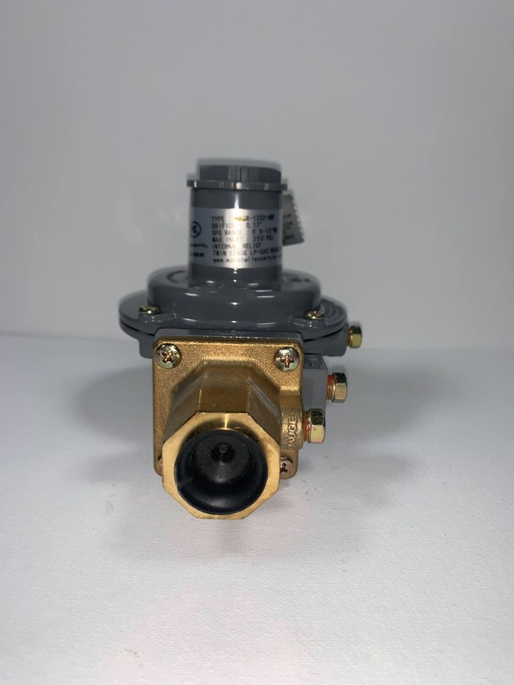 MEC Excela-Flo MEGR-1232-HBF Twin Stage Propane Regulator FPOL x 1/2 ...