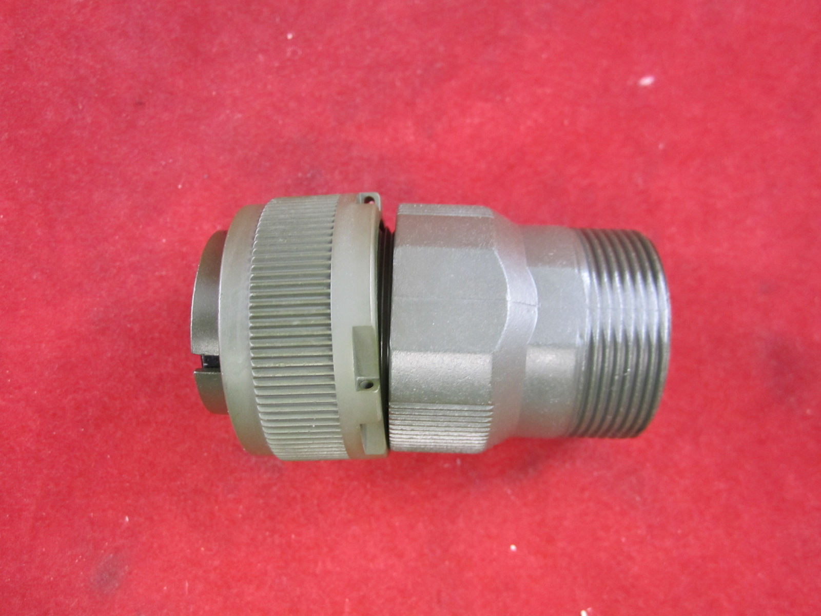 PLT Mil-spec Connector WPS3106A-20-29S (Size-20, #16 x 17 Socket ...