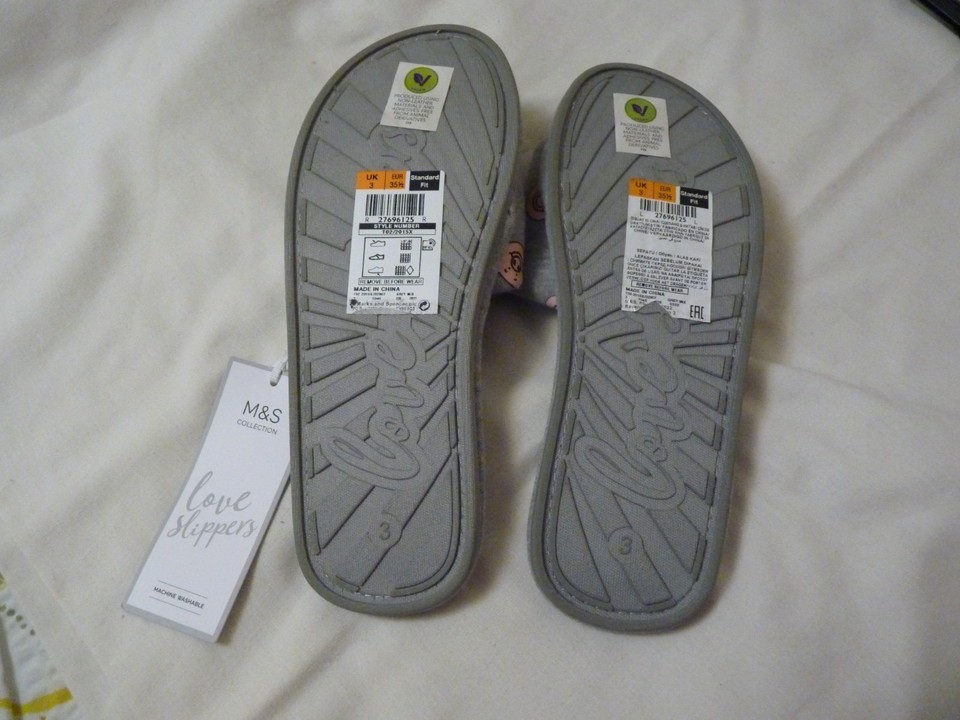 M & S PERCY PIG SLIPPERS BNWT SIZE 3 | eBay UK