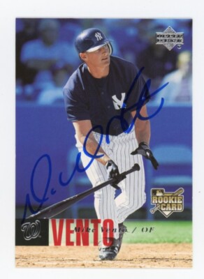 SIGNED BASEBALL CARD AUTO NEW YORK YANKEES / NATIONALS MIKE VENTO UD ...