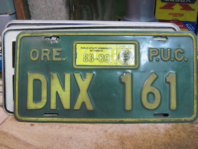 1988 89 PUC OREGON TRUCK LICENSE PLATE CAR AUTOMOBILE TAX TAG ORIGINAL ...