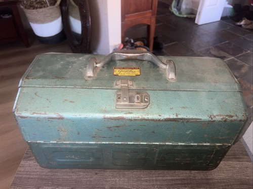 Vintage Walton Products Grip Loc Tackle Box / Tool Box With Some ...